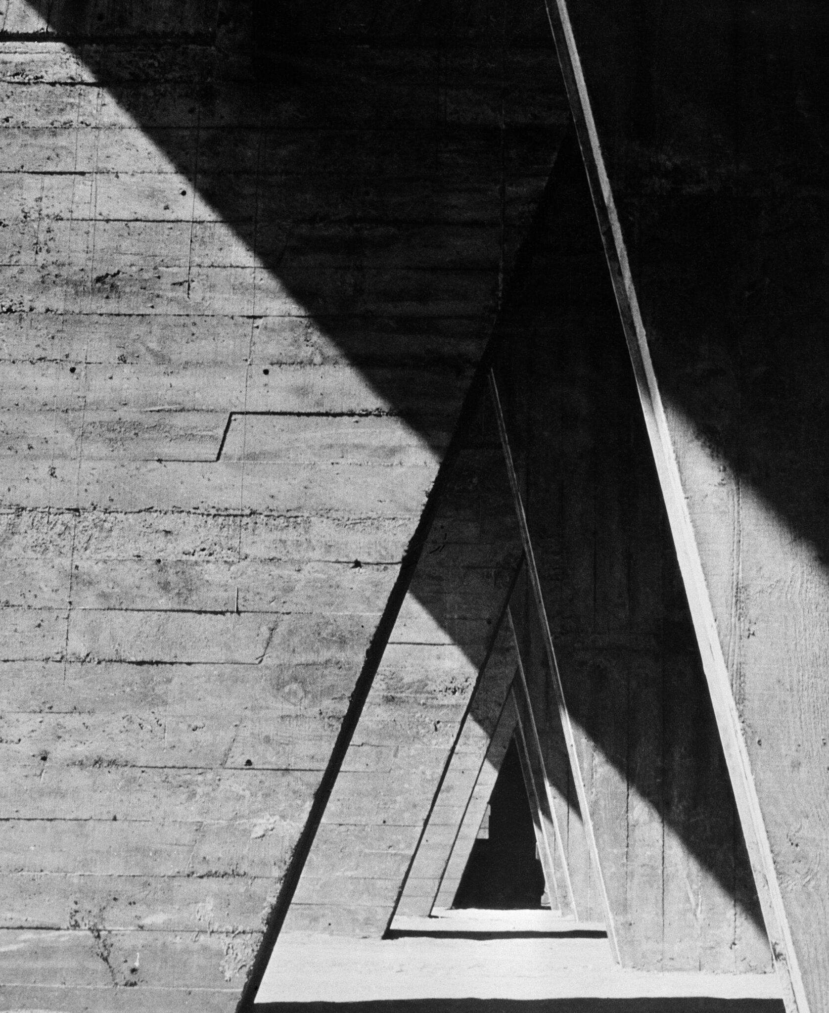 Lucien Hervé in Zurich: light and architecture | Atmosfera Mag