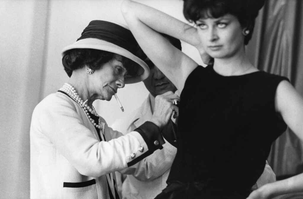 Lighting design behind Chanel exhibitions | Atmosfera Mag